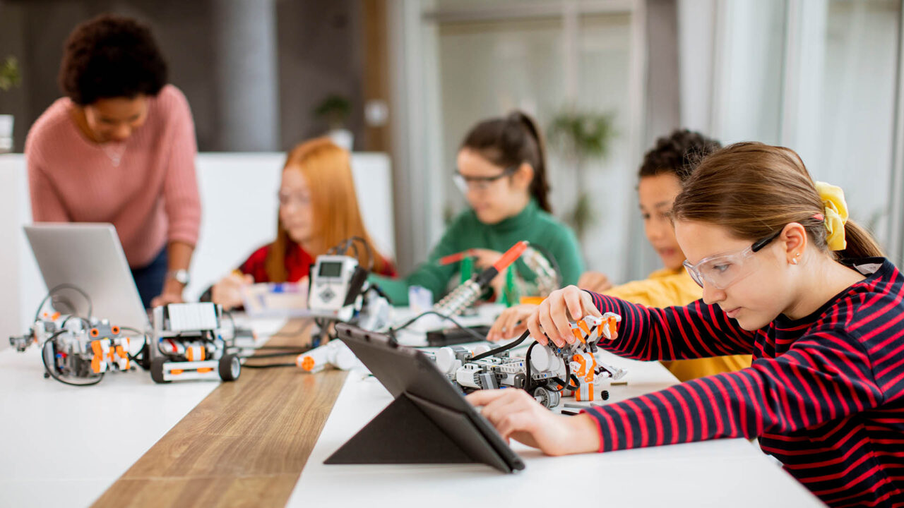 Robotic Programs Preparing Michigan's Talent Pipeline | Automation Alley